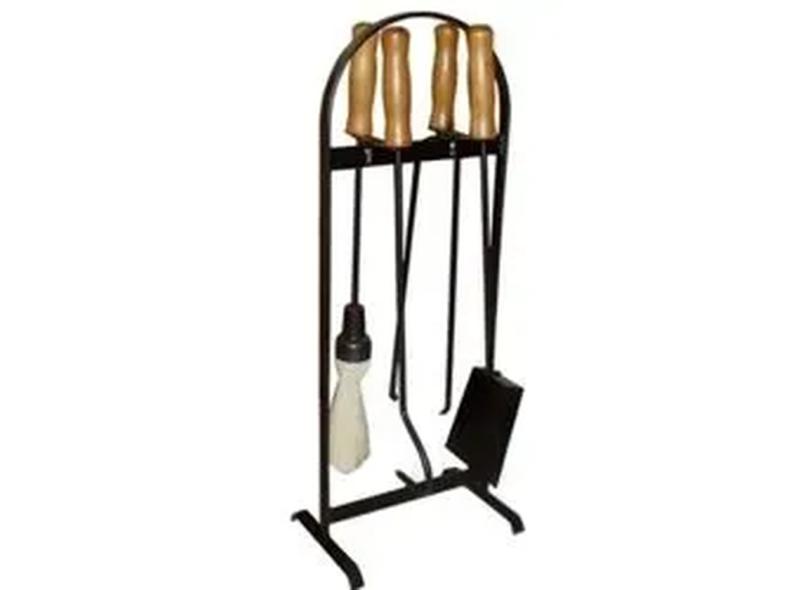 Kit Lareira Tela 70x50 Grelha e Ferramenta com Cabo de Madeira com o ...