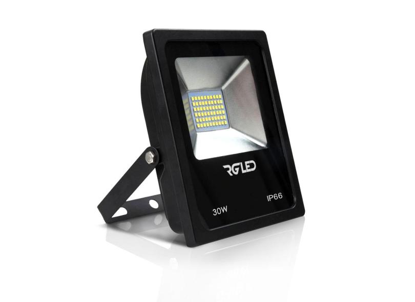 Refletor LED 30W ECO Bivolt Branco Frio 6500K RG Led com o Melhor Preço ...