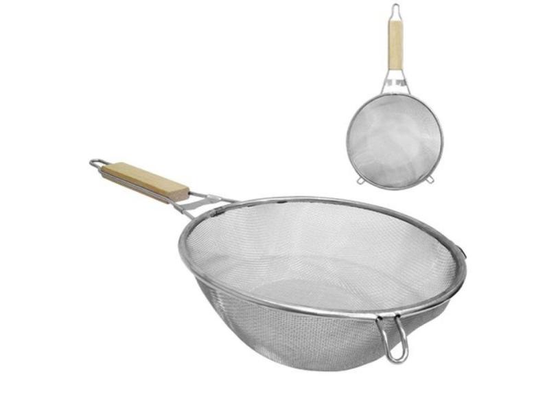 Peneira Coador De Metal Com Cabo De Madeira com o Melhor Preço é no Zoom