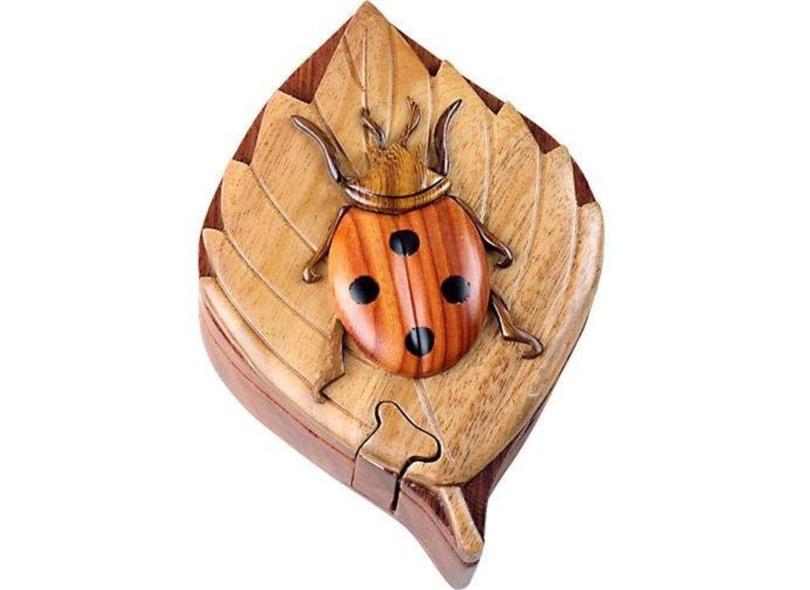 Caixa de quebra-cabeça Lady Bug Secret Wooden Intarsia Handcrafted Wood ...
