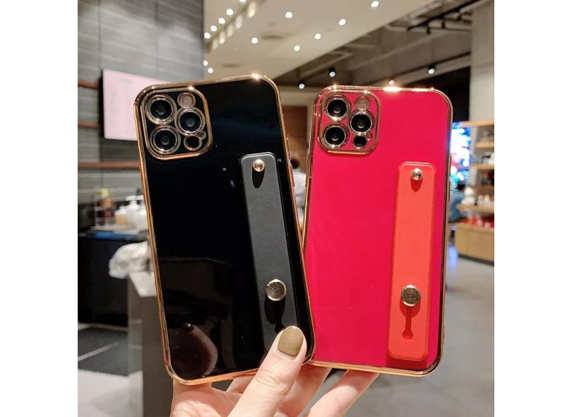 Capa Capinha iPhone 12 / Silicone com Suporte Segurador Alça Atrás de ...